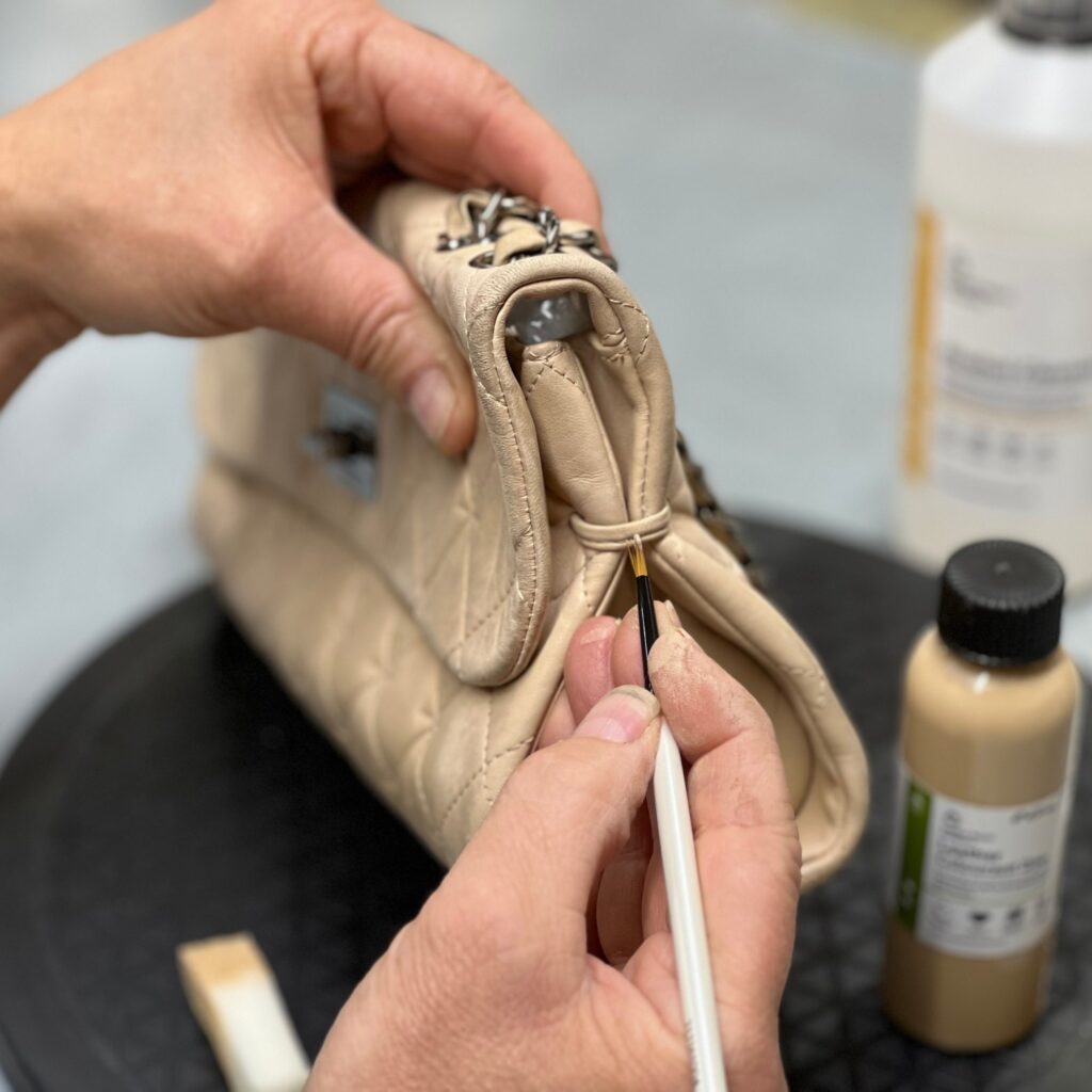leather handbag course - Leather Repair Training Courses